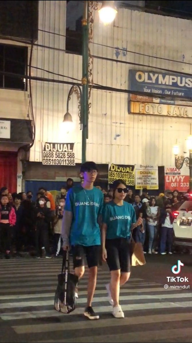 Tak Kalah dari Citayam Fashion Week, Ini Suasana Kayutangan Street ...