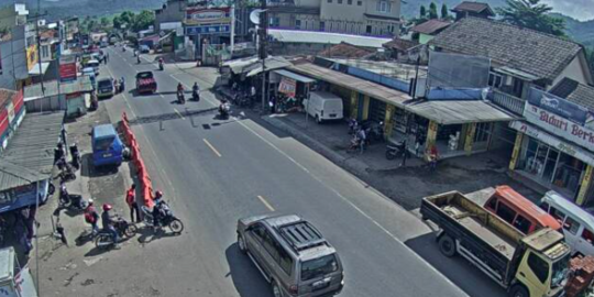 Viral Aksi Penertiban Lapak Pedagang di Pasar Limbangan Garut Berujung ...