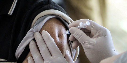 Vaksin Covid 19 Bumn Buatan Bio Farma Hampir Rampung Tunggu Uea