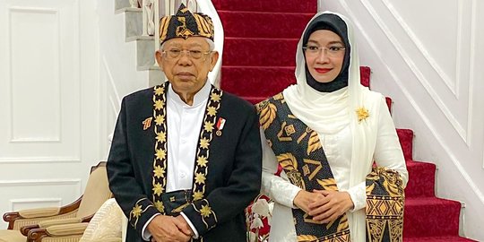 Upacara HUT RI di Istana, Wapres Ma'ruf Amin Kenakan Pakaian Adat Banten | merdeka.com