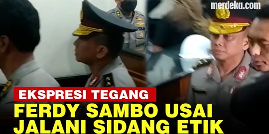 VIDEO: Tatapan Tajam Ferdy Sambo Keluar Sidang Etik Usai Diputus Dipecat Tak Hormat | merdeka.com
