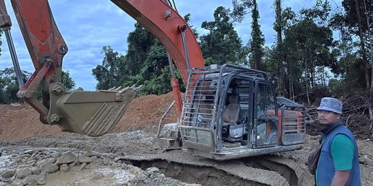 Tambang Emas Ilegal di Nagan Raya Aceh Digerebek, Empat Orang Ditangkap | merdeka.com