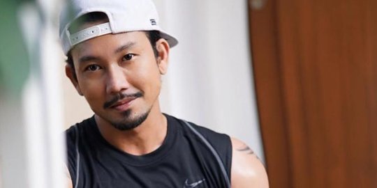 Denny Sumargo Kenang Bertemu Ayah Setelah 25 Tahun, Sehari Setelahnya Meninggal | merdeka.com
