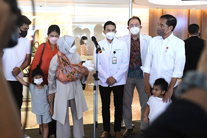 Dikaruniai Anak Ketiga, Bobby Nasution Dampingi Istri Jalani Persalinan ...