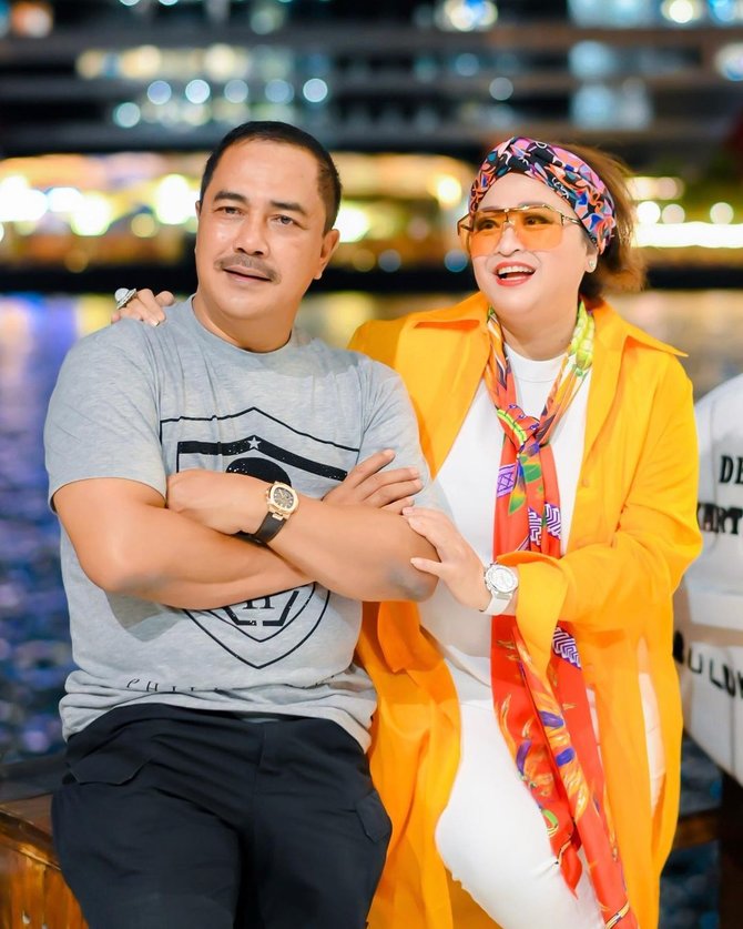 Potret Lawas Komjen Agus Andrianto Pangkat Ipda, Sosok Istri Saat Muda Disorot | merdeka.com