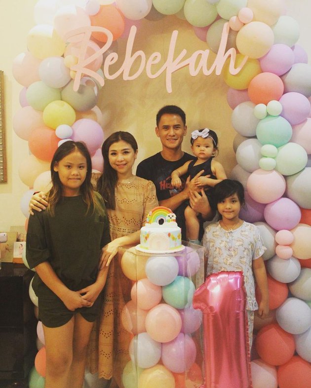 Sepakat Tak Ingin Tambah Momongan, Intip Potret Harmonis Keluarga Choky ...