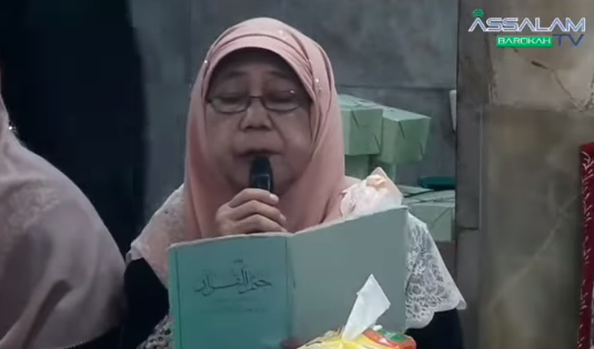 Detik-detik Ustazah Meninggal saat Baca Quran, Cara Berpulangnya Disebut Luar Biasa | merdeka.com