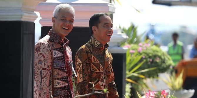 CEK FAKTA: Hoaks, Foto Artikel Sebut Ganjar dan Jokowi RI 1-RI 2 Pilpres 2024 | merdeka.com