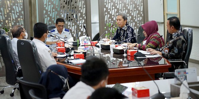 Kemenhub Ingin Paketkan Pembangunan Trem Kota Bogor dengan LRT Cibubur ...