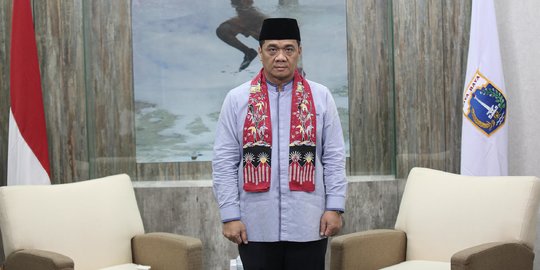 PSI Ungkap Ada Lurah Lakukan Pungli ke Warga Urus Dokumen, Wagub DKI: Nanti Kami Cek | merdeka.com