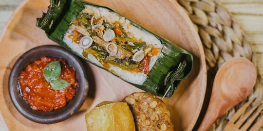 Perut Keroncongan? Atasi Rasa Lapar dengan Nasi Bakar Ayam Jamur ...