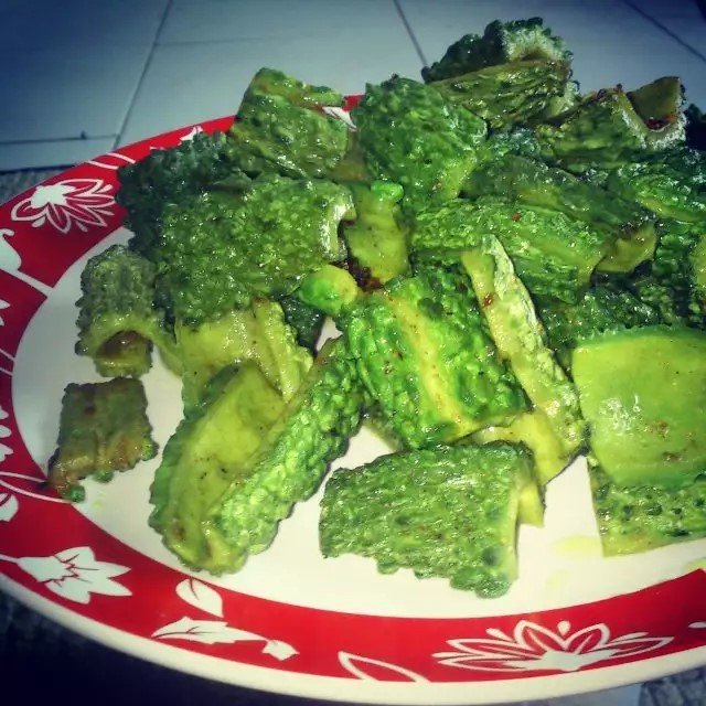 Resep Pare Goreng Rumahan yang Lezat dan Mudah Dibuat | merdeka.com