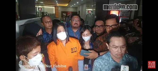 Putri Candrawathi Akhirnya Pakai Baju Tahanan, Beri Pesan Ini untuk Anak-anaknya