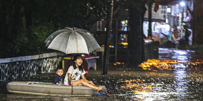 Ini Lokasi Banjir di Kota Tangsel, Sebanyak 1.252 Rumah Terendam | merdeka.com