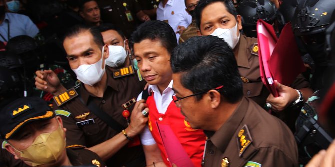 Ferdy Sambo Minta Maaf, Pengacara Keluarga Brigadir J: Sudah Terlambat | merdeka.com