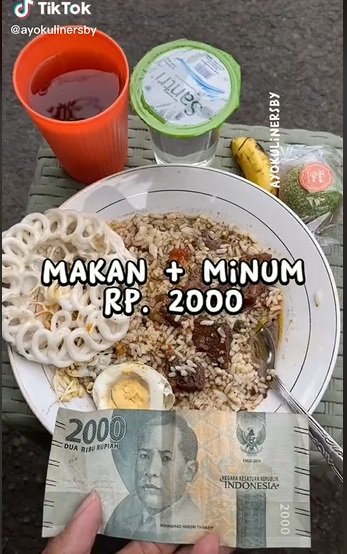 Makan Sampai Kenyang Cuma Bayar Rp2 Ribu di Warung Ini, Penjualnya ... Makan Sampai Kenyang Cuma Bayar Rp2 Ribu di Warung Ini, Penjualnya ...