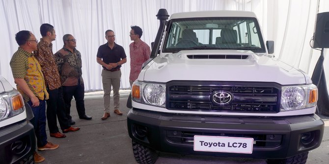Toyota Land Cruiser Seri 70 Jadi Mobil Operasional Freeport | merdeka.com