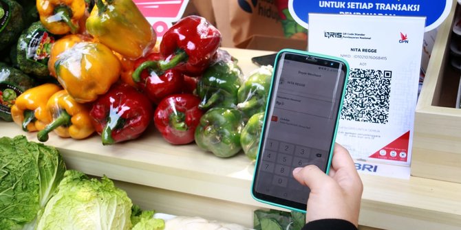 Data Bank Indonesia: 21 Juta Pedagang Sudah Gunakan QRIS Jadi Sistem ...