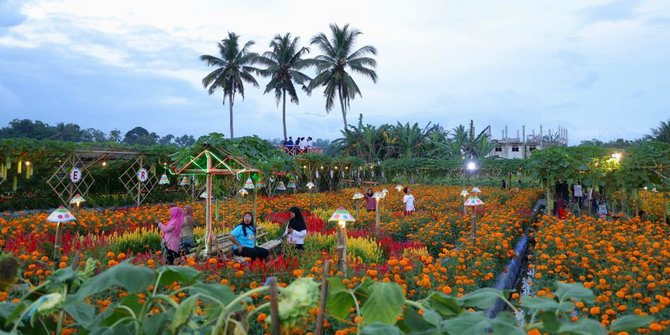 Flower Festival Padukan Wisata, Edukasi, dan Potensi Pertanian ...