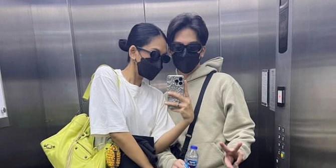 Gaya Pacaran Ari Irham & Taskya Namya, Tak Terlihat Jika Beda Usia 7 ...