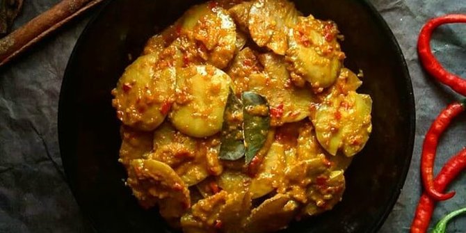 Resep Sambal Jengkol Pedas dan Gurih, Cocok untuk Menu Harian | merdeka.com
