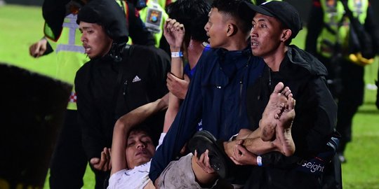 Alasan Keluarga Korban Tragedi Kanjuruhan Enggan Ajukan Autopsi ... Alasan Keluarga Korban Tragedi Kanjuruhan Enggan Ajukan Autopsi ...
