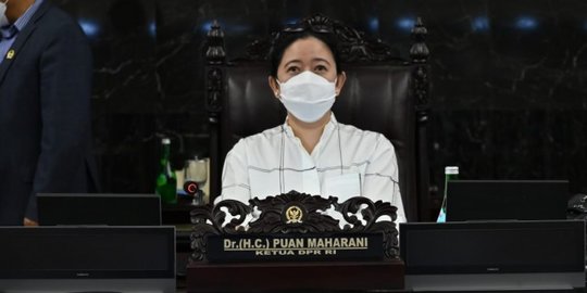 PDIP: Puan Maharani Tidak Perlu Mundur dari Ketua DPR Bila Maju Capres | merdeka.com