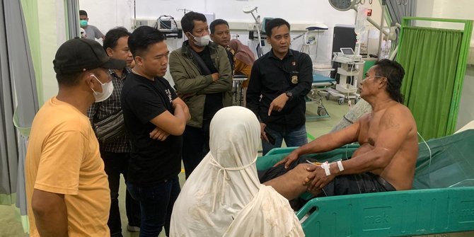 Gara-Gara Boncel dan Cacing, Pria Baya Bacok Preman Pasar | merdeka.com