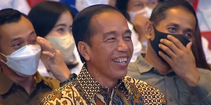 Hadiri Ulang Tahun Perindo, Presiden Jokowi Tertawa Ditanya Partai Paling Disukai | merdeka.com