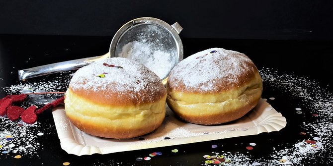 Resep Donat Maizena Berbagai Varian, Super Empuk dan Lembut | merdeka.com