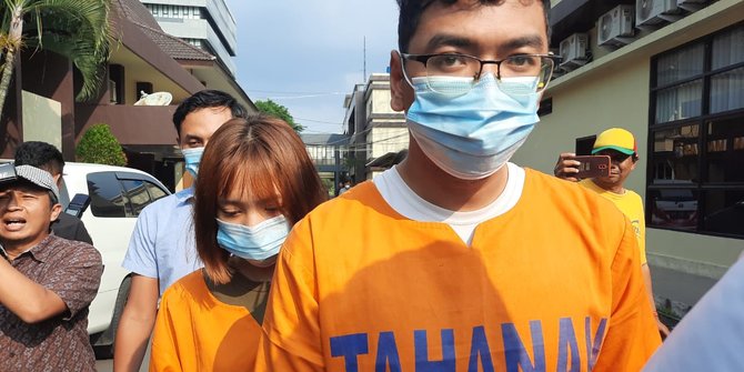 Polisi Ungkap Video Porno Kebaya Merah Merupakan Pesanan | merdeka.com