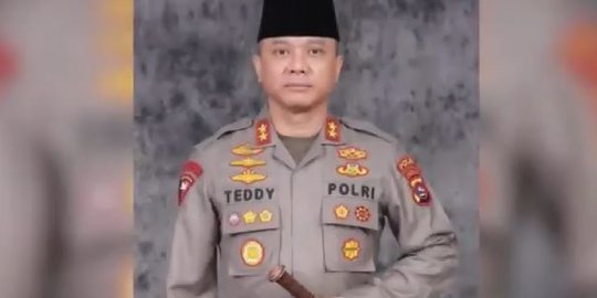 Irjen Teddy Disebut Hubungi Jenderal Purn Ayah AKBP Doddy agar Ikut ...