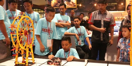 Ketika Para Pelajar Beradu Kemampuan Membuat Robot di Ajang MRC ...