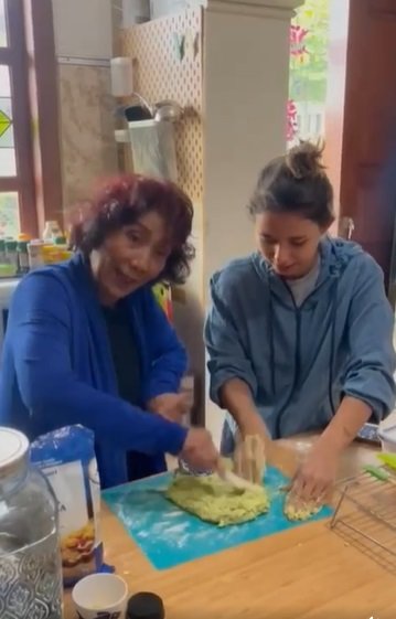 Susi Pudjiastuti Bikin Gnocchi sama Putrinya, Istri Eks Panglima TNI ...