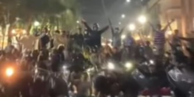 Buntut Geng Motor Konvoi Bawa Senjata Tajam, Polrestabes Surabaya ...