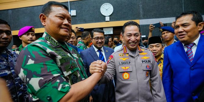 DPR Setuju Laksamana Yudo Margono Jadi Panglima TNI | merdeka.com