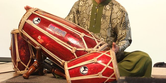 Mengenal Yahya Kurniawan, Pembuat Kendang Sunda asal Bogor yang Masih ...