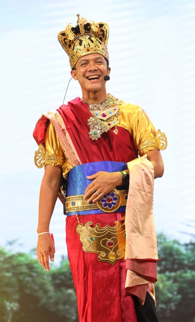 Kocak Abis! Ganjar Pranowo Main Ketoprak, Ungkap Wajah Berkerut ...