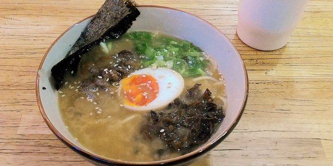 Resep Miso Ramen Berbagai Bahan, Cocok untuk Menu Makan Malam | merdeka.com