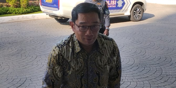 Ridwan Kamil dan Heru Budi Bertemu di Balai Kota, Bahas Air Bersih Hingga Banjir | merdeka.com