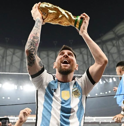Foto Lionel Messi yang Gemparkan Dunia, Pecahkan Rekor Terbaru ...
