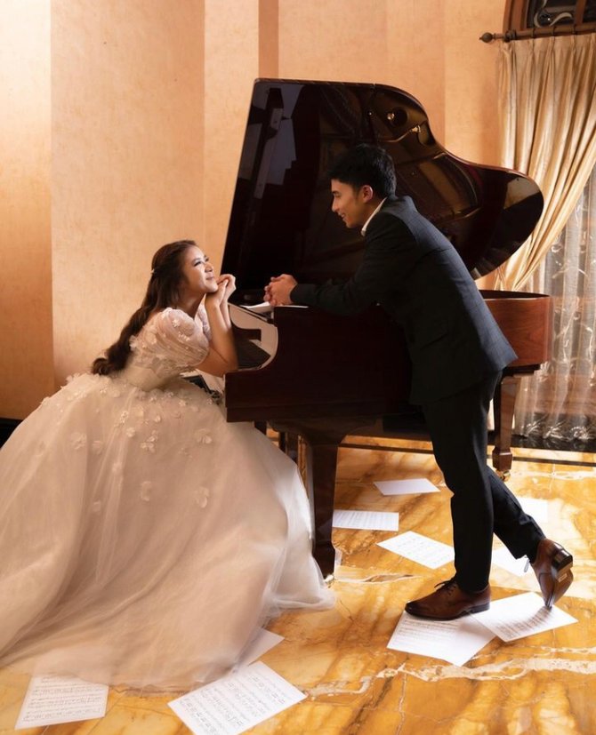 Diduga Foto Prewedding, Intip Pemotretan Tiara Andini & Alshad Ahmad Bareng Selen | merdeka.com