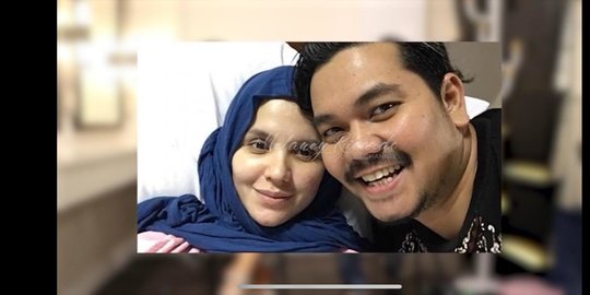 Dihujat soal Penggalangan Dana, Adila Jelita Istri Indra Bekti Jual ... Dihujat soal Penggalangan Dana, Adila Jelita Istri Indra Bekti Jual ...