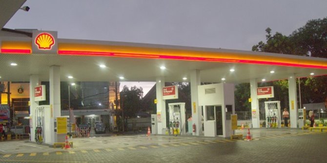 BBM Shell Turun Harga, Jenis Super Setara Pertamax Kini Dibanderol Rp13 ...