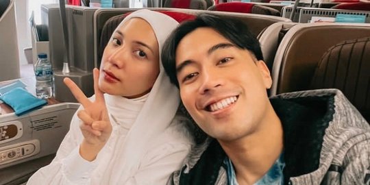 Disebut Mirip Nussa, Intip Potret Vidi Aldiano saat Jalani Umrah Bareng ...