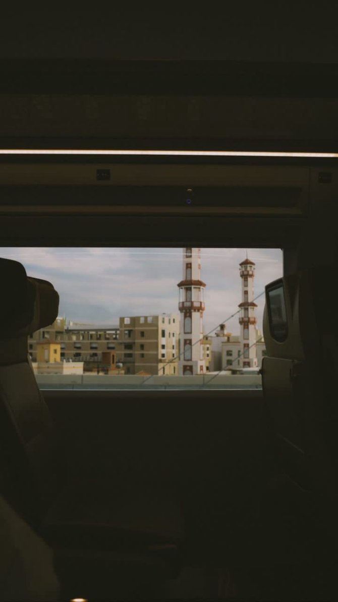 Disebut Mirip Nussa, Intip Potret Vidi Aldiano saat Jalani Umrah Bareng ...