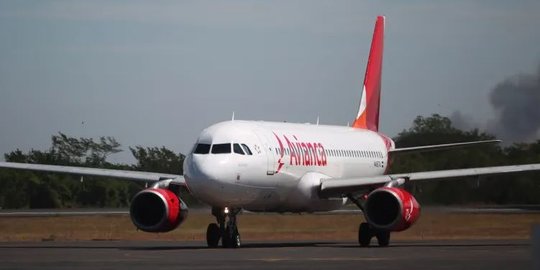 Dua Mayat Misterius Ditemukan dalam Kolong Roda Pesawat di Kolombia | merdeka.com