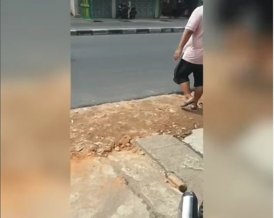 Adu Mulut Perangkat Kecamatan dan Warga Medan Perjuangan Viral, Tuai ... Adu Mulut Perangkat Kecamatan dan Warga Medan Perjuangan Viral, Tuai ...
