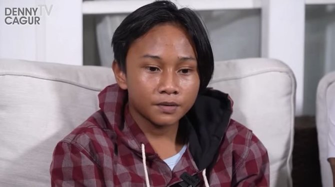 Cerita Sang Ayah, Fajar Sadboy Pernah Sakit & Tidur Selama 13 Hari, Kini Bisa Ngobati | merdeka.com