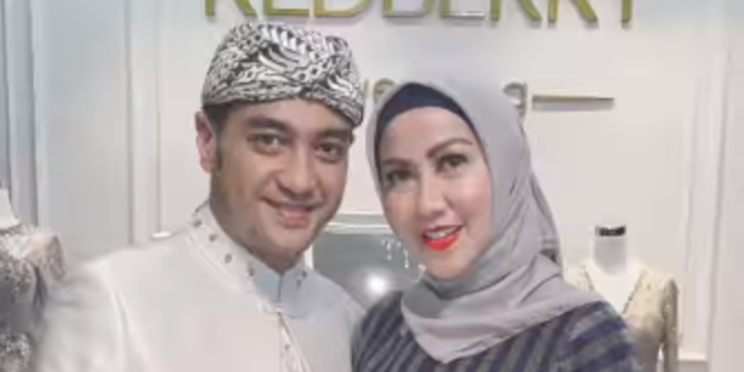 Ferry Irawan Ditetapkan sebagai Tersangka Kasus KDRT Venna Melinda | merdeka.com